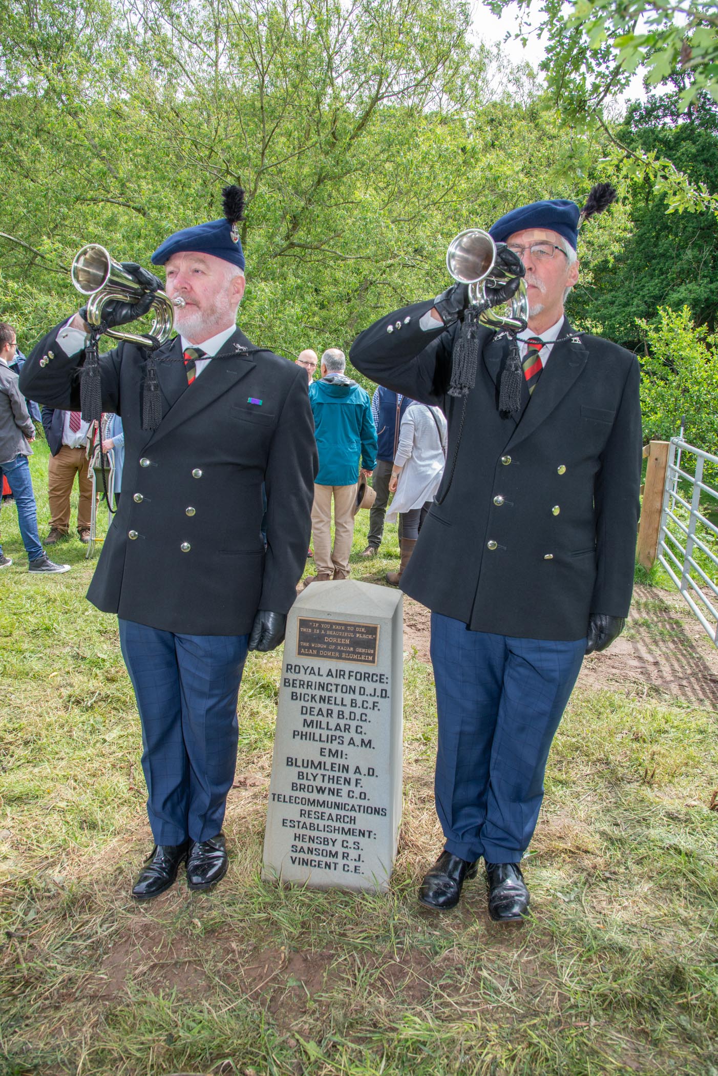 Memorial unveiled for pioneering British engineer Alan Dower Blumlein ...